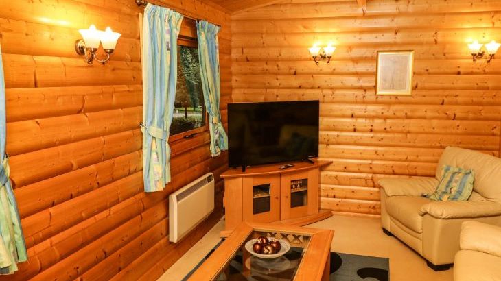 48 Kenwick Woods, Louth, Lincolnshire | Countrycottagesonline.Net